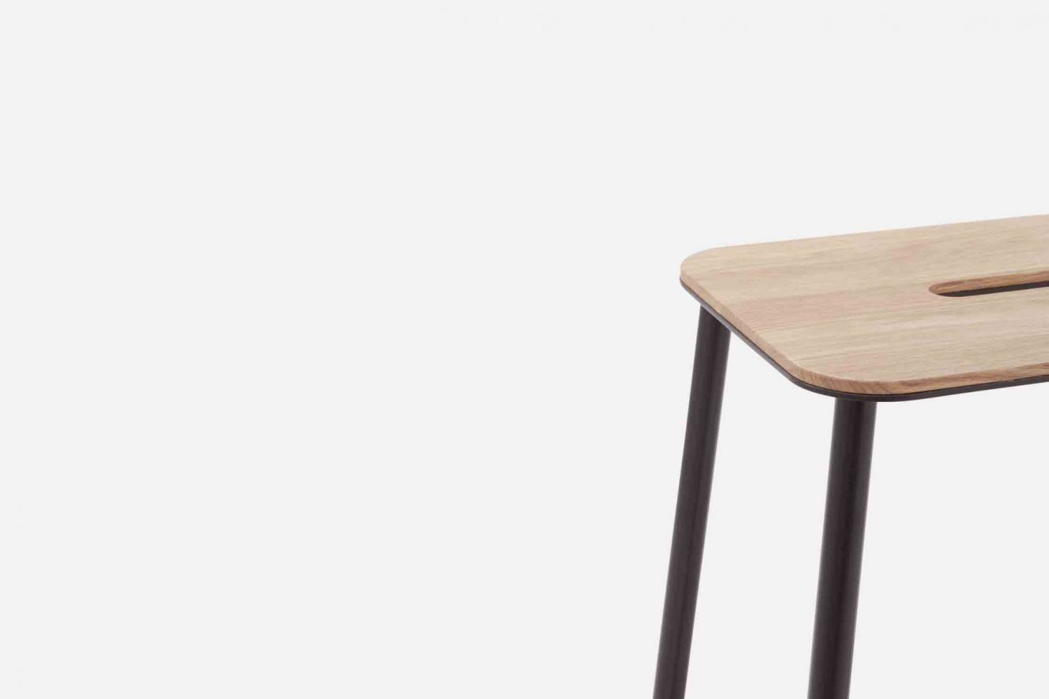Adam Stool | Frama | H76 | Oak-Black - The Modern